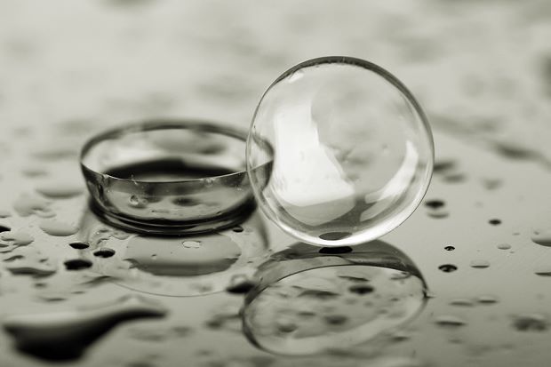 The Matter of Contact Lenses Pollution | Environmental Pollution Centers